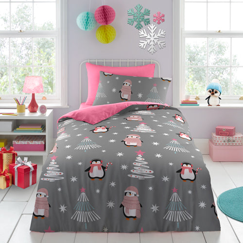 Life From Coloroll Kids Snowy Penguin Christmas Printed Duvet Set ...
