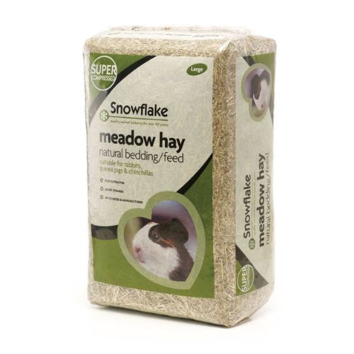 Snowflake Meadow Hay Medium 1.5kg - FabFinds